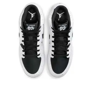 JORDAN Stadium 90 Low Td Cleats - White/black