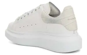 Alexander McQueen Oversized Low-top Sneakers - White/beige