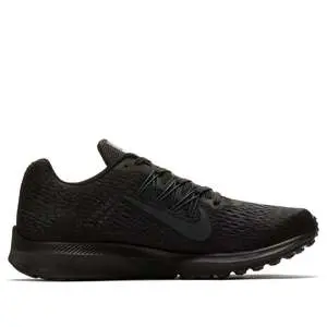 Nike Zoom Winflo 5 "triple " Sneakers - Black