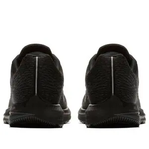 Nike Zoom Winflo 5 "triple " Sneakers - Black