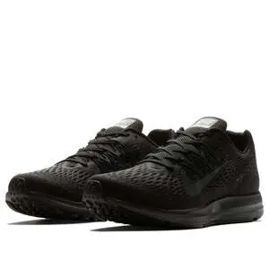 Nike Zoom Winflo 5 "triple " Sneakers - Black