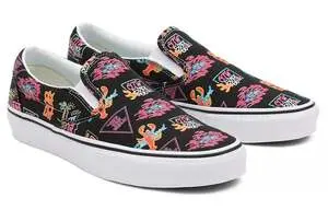 VANS Classic Slip-on Platform Sneakers - Black/multi-color