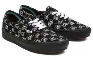 VANS Authentic Comfycush "skull & Crossbones" Sneakers