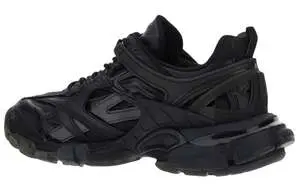 Balenciaga Track 2.0 Sneakers - Black/white