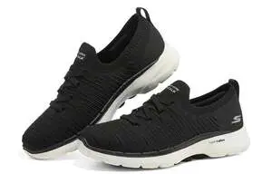 Sketchers Go Walk Low Top Athletic Sneakers