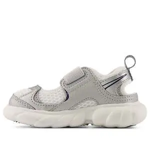 NEW BALANCE 230 Sandals
