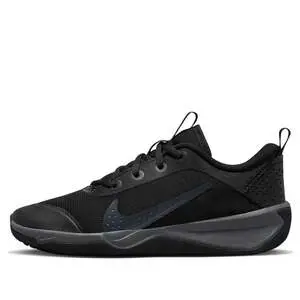 Nike Omni Multi-court Sneakers