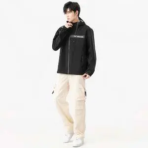 Mizuno Zip-up Hooded Jacket With Logo Detail - Black
