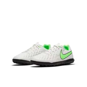 Nike Jr. Tiempo Legend 8 Club Tf Turf