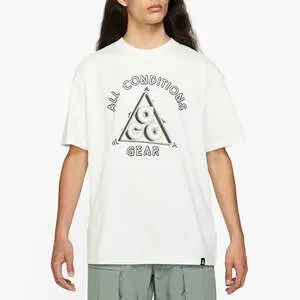 Nike Short Sleeve Graphic Tee - White