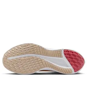 Nike Quest Sneakers - White/orange
