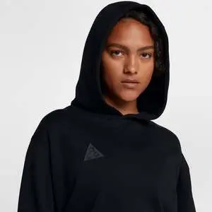 Nike Pullover Hoodie - Black