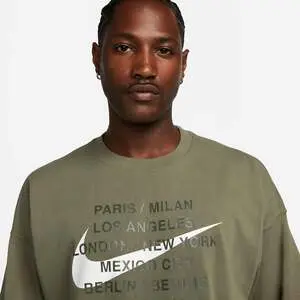 Nike Oversize T-shirt 'olive