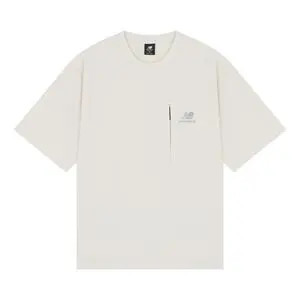 NEW BALANCE Logo Print Tee Asia Sizing - White