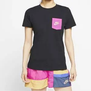 Nike As W Nsw Tee Short Sleeve With Contrasting Logo Pocket