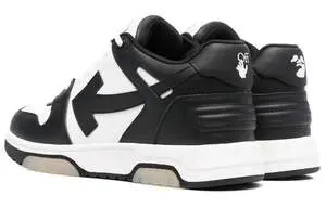 Off-White Out Of Office Low-top Sneaker - Black/white