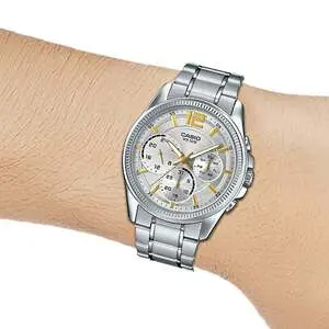 Casio Enticer Series Quartz Analog Watch With Stainless Steel Bracelet
