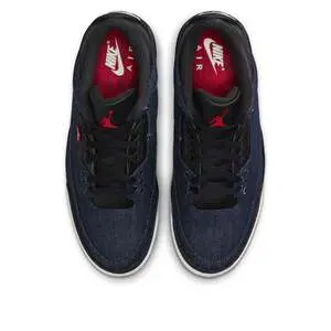 JORDAN 3 Retro X Levi's Indigo Sneakers - Denim/black/sail