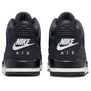 JORDAN 3 Retro X Levi's Indigo Sneakers - Denim/black/sail