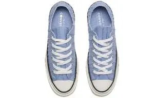 CONVERSE Chuck 1970s Low Top Sneakers
