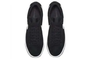 Nike Blazer Low Top Sneakers - Black/white