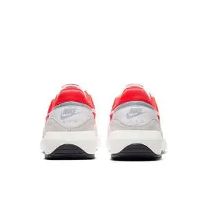 Nike Max Nostalgic Sneakers - White/red