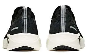 ANTA Hydrogen Run 3 Low Top Sneakers