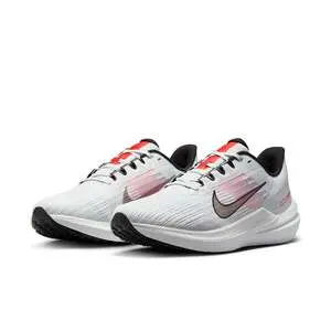 Nike Zoom Winflo Sneakers - White/pink