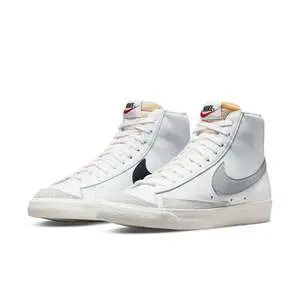 Nike Blazer Mid '77 Vintage Sneakers