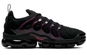 Nike Vapormax Plus Athletic Sneakers - Black