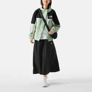 The North Face Mtn Windbreaker Jacket