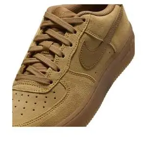 Nike Force 1 Lv8 Sneakers