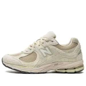 NEW BALANCE New Balance 2002R ASOS Exclusive Sneakers Light Green