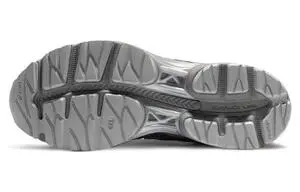 Asics Gel-flux 4 Athletic Sneakers - Grey/black/silver