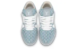 LOUIS VUITTON Trainer Sneakers