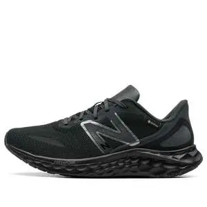 NEW BALANCE New Balance Fresh Foam Arishi V4 GTX Low Top Sneakers Black