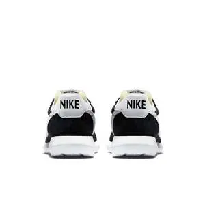 Nike Roshe Ld-1000 Qs Sneakers - Black/white-white