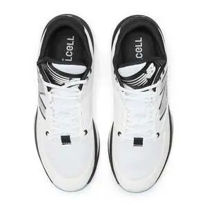 NEW BALANCE Hesi Low Top Sneakers