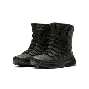Nike Venture Lace-up Boots