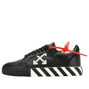 Off-White Vulcanized Low Top Sneakers - Black