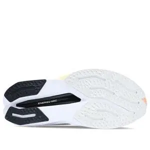 NEW BALANCE Fuelcell Supercomp Trainer V3 - White/orange