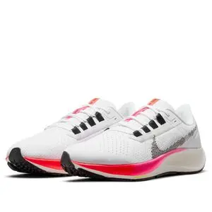 Nike Zoom Pegasus 38 'rawdacious' Sneakers
