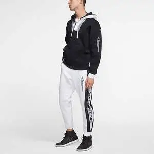 JORDAN Engineered 1/2 Zip Hoodie