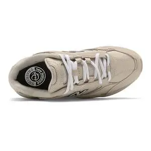 NEW BALANCE 452 Low Top Sneakers - Beige/grey