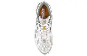NEW BALANCE 1906r Sneakers - Silver/orange