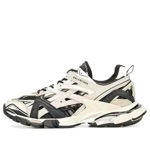 Balenciaga Track.2 Sneaker