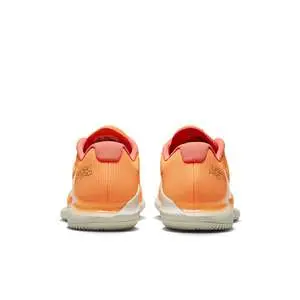Nike Nikecourt Air Zoom Vapor Pro Sneakers - Orange