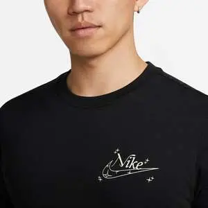 Nike Long Sleeve T-shirt