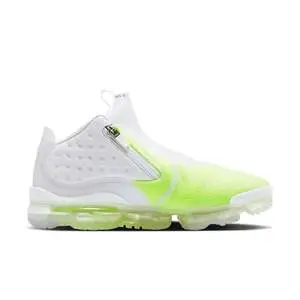 JORDAN Reign Sneakers
