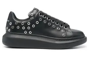 Alexander McQueen Oversized Sneakers With Silver Tone Eyelets - Black/silver